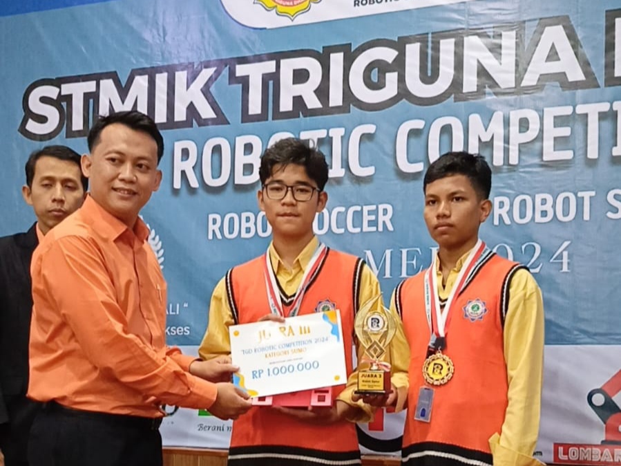 Tim Robotik KAUMAN Raih Juara 3 dalam Tri Ghuna Dharma Robotic Competition 2024 - MZK News