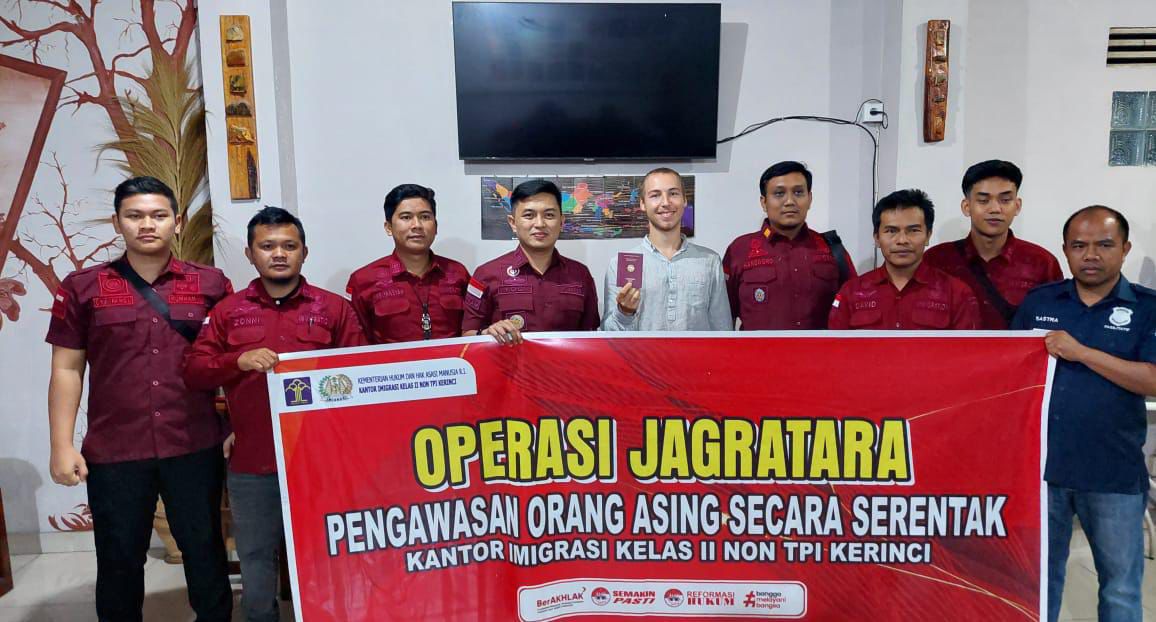 Kantor Imigrasi Kelas II Non TPI Kerinci Gelar Operasi JAGRATARA Wilayah Kerja Keimigrasian ...